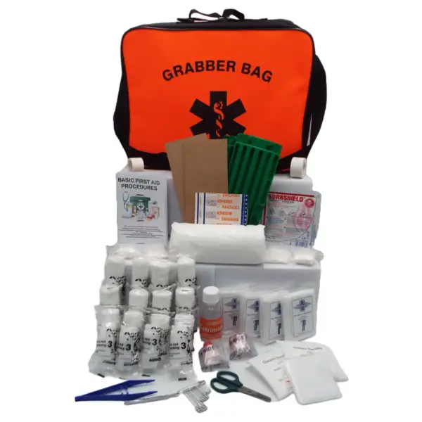 Regulation 3 (Factory) First Aid Kit (Government Spec) with Grabber Bag ...